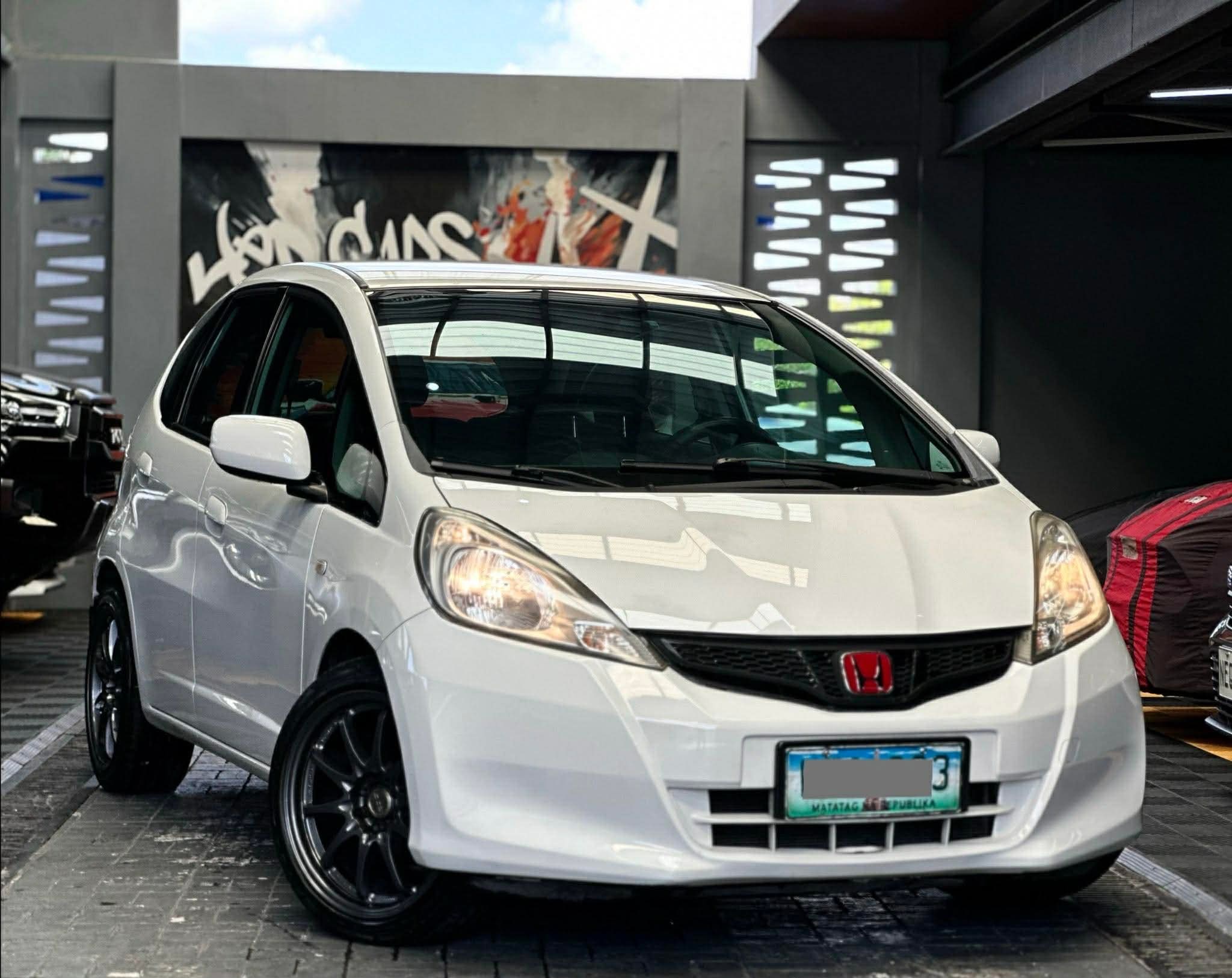 2013 Honda Jazz 1.3 i-VTEC | Start N' Go